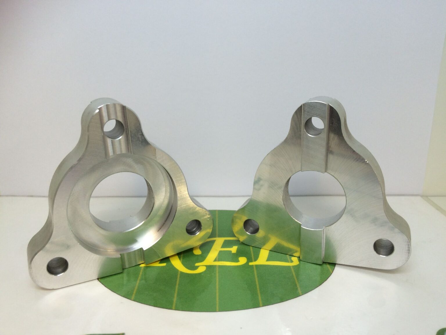 Camber roll centre correction spacers – Retro Engineering