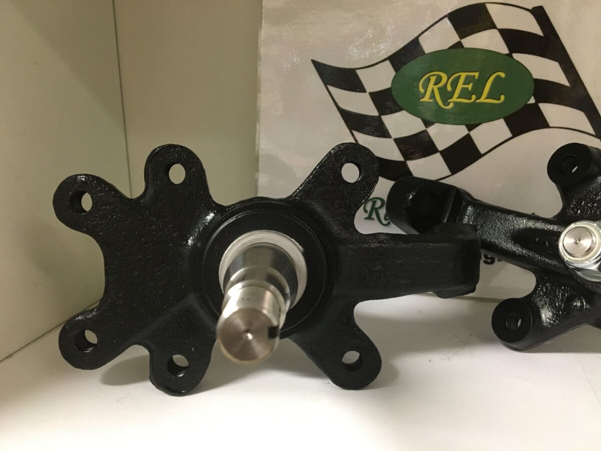 Hub carrier with heavy duty stub axle – pair – Retro Engineering